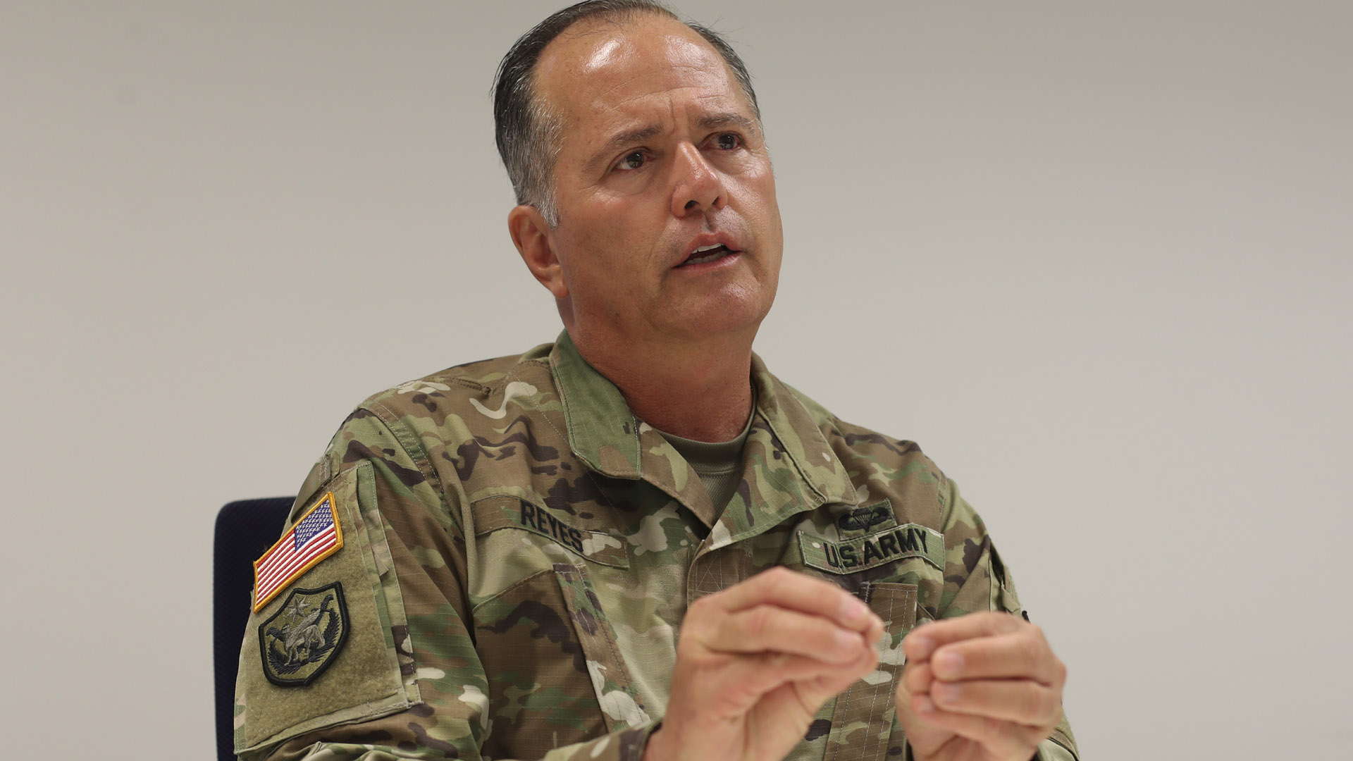El general José Reyes informa el estado de los suministros en Ponce ...