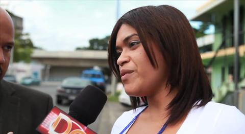 Cynthia Castillo comparece al CIC de Bayamón - Videos - Primera Hora