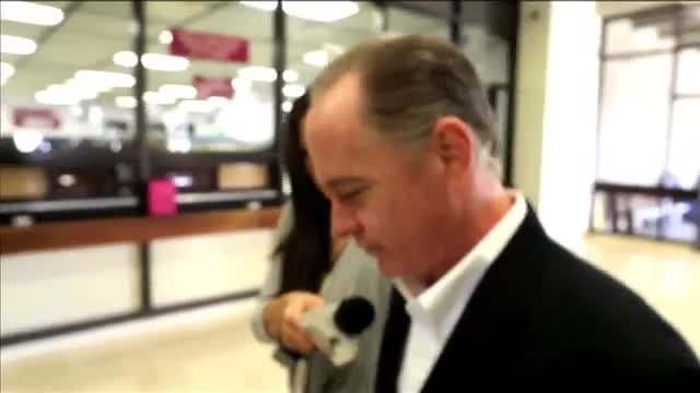 Nervioso Pablo Casellas en su día 14 de juicio - Videos - Primera Hora